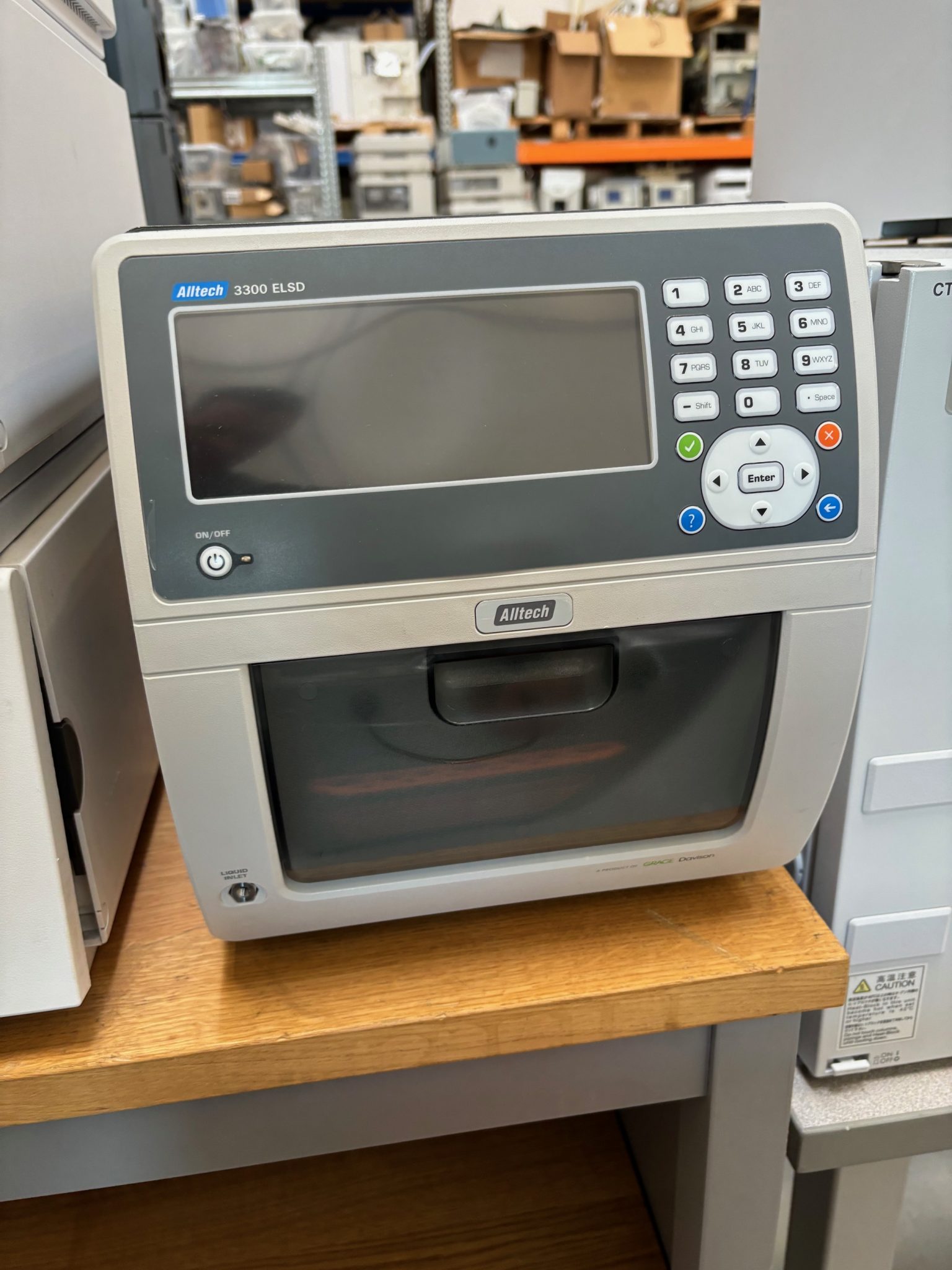 Agilent 1200 series HPLC with ELSD/Fraction collector – Lab2