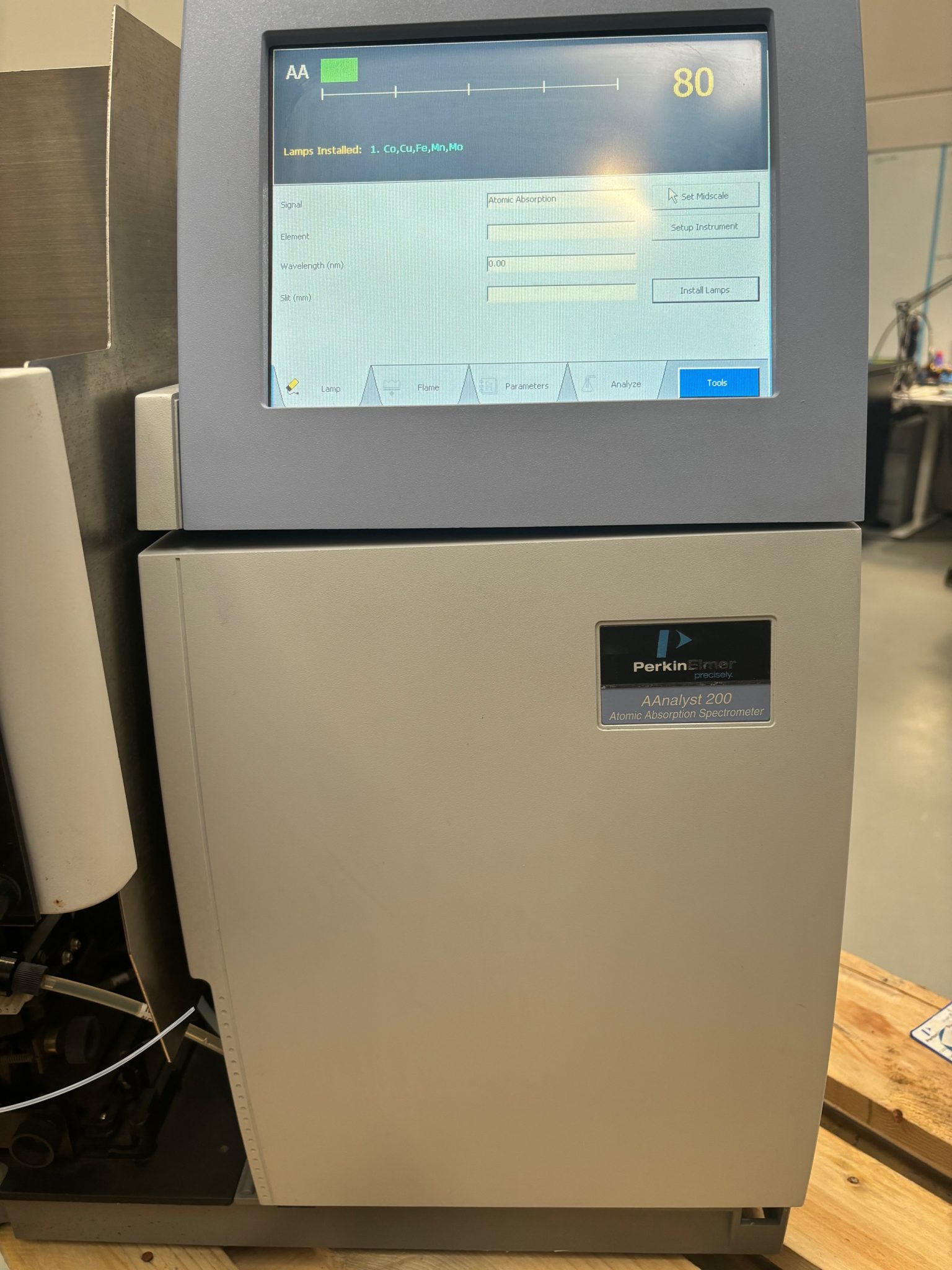 Perkin Elmer AAnalyst 200 AAS Atomic Absorption Spectrometer – Lab2